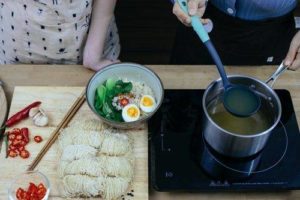How to Get Rid of Garlic Body Odor? - The Most Effective Ways!